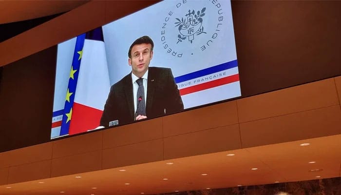 France ready to back Pakistan in talks with creditors: President Macron ...