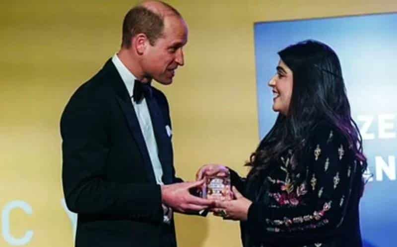 Alizey Khan makes history as first Pakistani woman to receive Diana ...