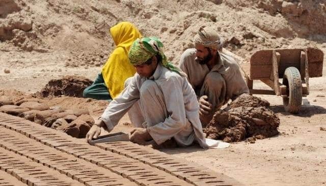 May 1 to observe as public holiday on Labour Day in Pakistan? - Daily Ausaf