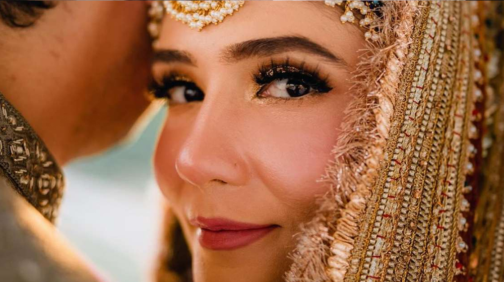 ASP Shehrbano Naqvi's wedding pictures and videos go viral - Daily Ausaf