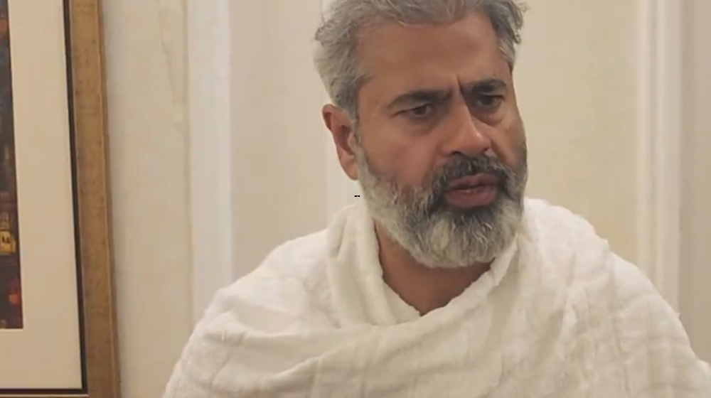 Journalist Imran Riaz Khan detained at Lahore Airport - Daily Ausaf