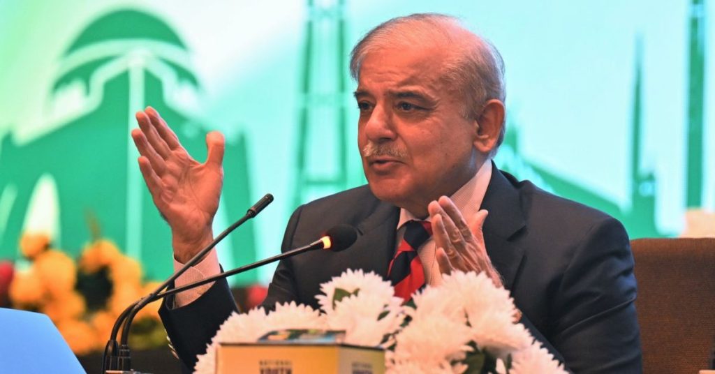 PM Shehbaz announces special perks for Balochistan officers - Daily Ausaf