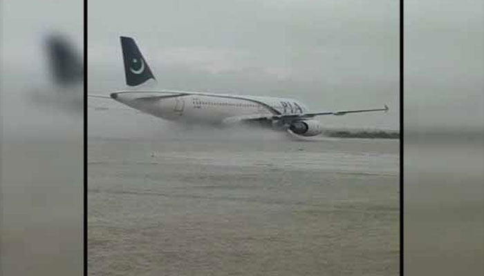 Intense weather disrupts PIA flight schedule - Daily Ausaf