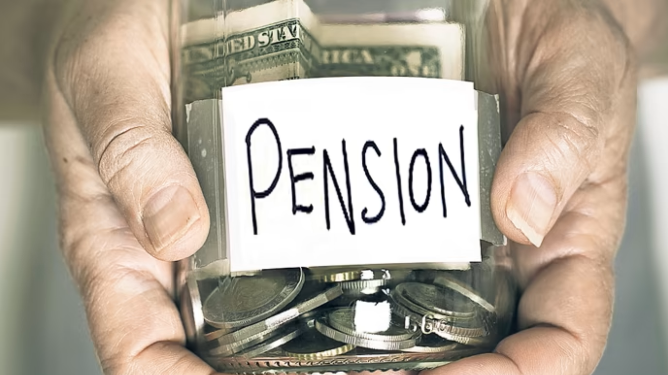 New pension scheme for federal govt employees introduced - Daily Ausaf