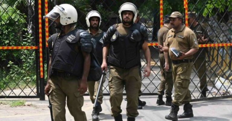 Three robbers killed in Hafizabad operation - Daily Ausaf