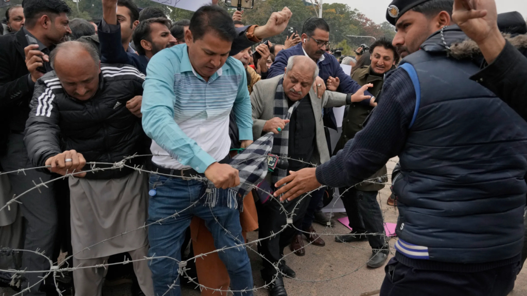 Pakistan's 'Global Freedom' score declines for 19th consecutive year ...