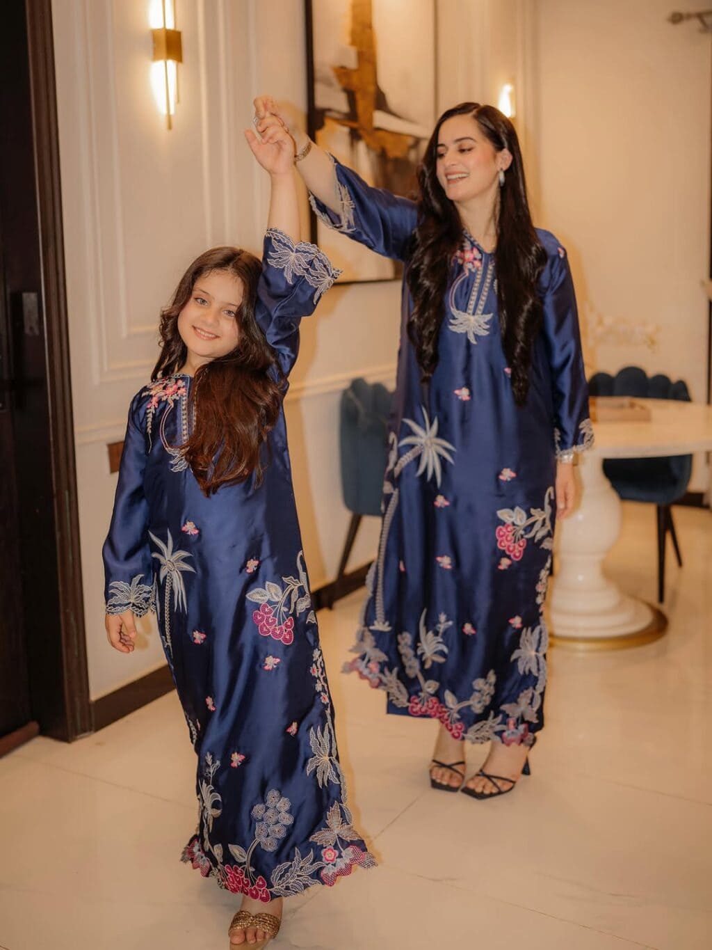 Aiman Khan Mother’s Day Photos With Amal Muneeb Win Hearts - Daily Ausaf