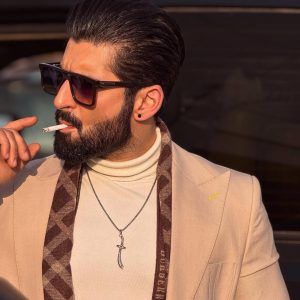 Muneeb Butt Interim Bail Case: Actor Granted Relief In Karachi Court ...