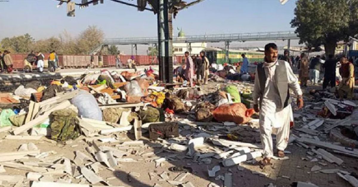 Quetta Jaffar Express Blast: 14 people including FC personnel martyred ...